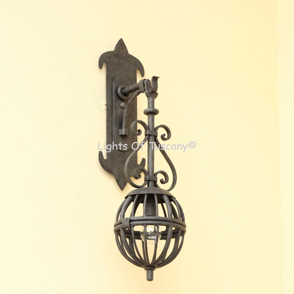 Lights of Tuscany 5264-1 Medieval Castle Style Wrought Iron Wall Light