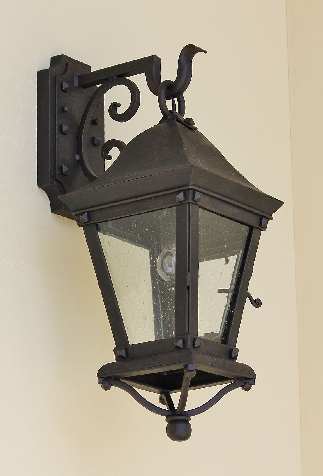 Colonial Style Lanterns